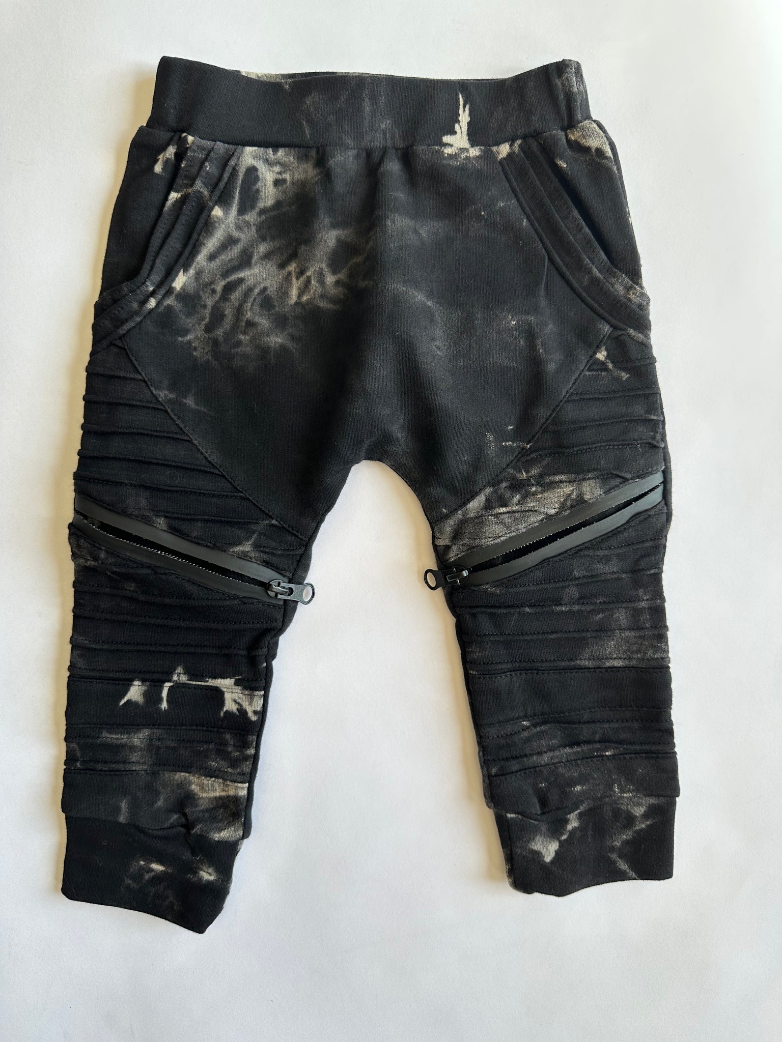 Joggers – untamed threads