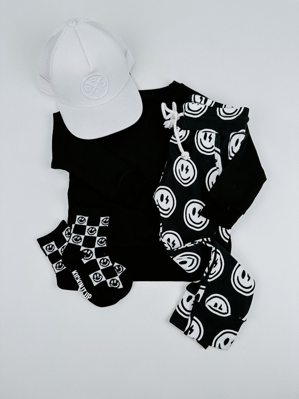 ACCESSORIES – untamed threads